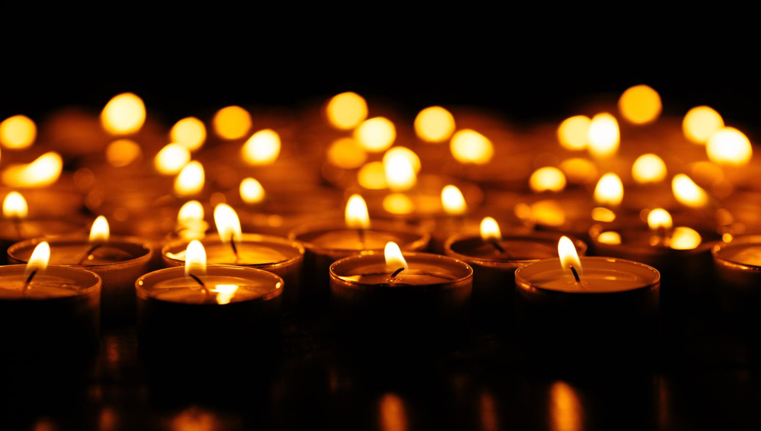 Light a Candle for Queen Elizabeth II - Love Lyme Regis